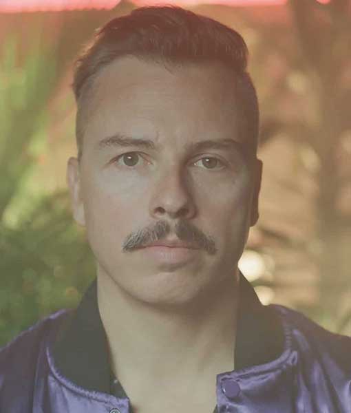 Purple Disco Machine - Techno DJs Sets mit Radio & Videos